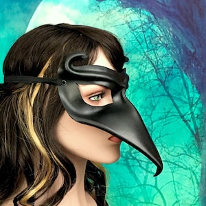 Black Leather Raven Mask Handcrafted Crow Eyemask With Hooked - Etsy