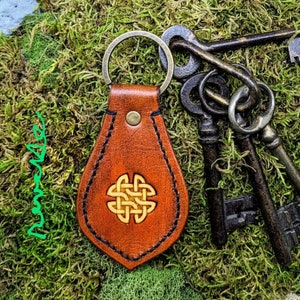 Leather Celtic Knot Keyring, Double Sided, Hand Stitched Leather Irish ...