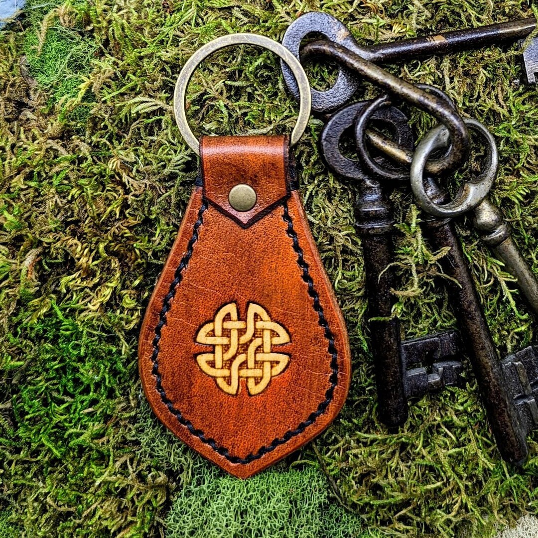 Leather Celtic Knot Keyring, Double Sided, Hand Stitched Leather Irish ...