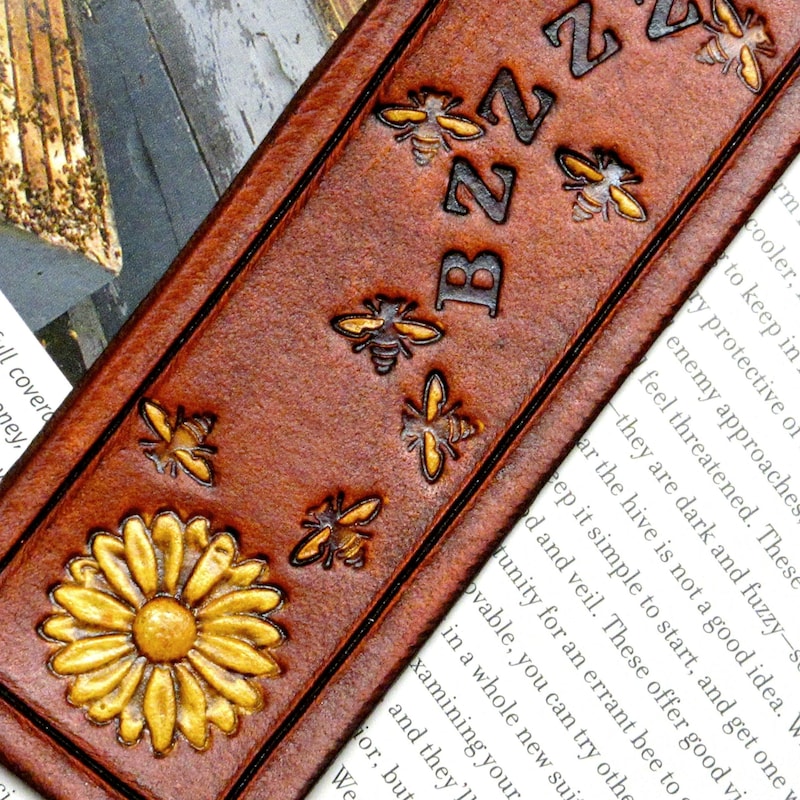 Bee Bookmark - Etsy