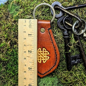 Leather Celtic Knot Keyring, Double Sided, Hand Stitched Leather Irish ...