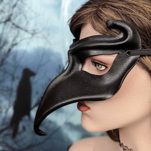 Black Leather Raven Mask, Handcrafted Crow Eyemask With Hooked Beak ...