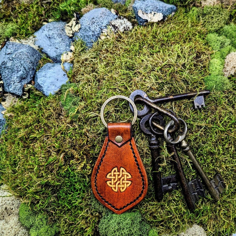 Leather Celtic Knot Keyring Double Sided Hand Stitched - Etsy