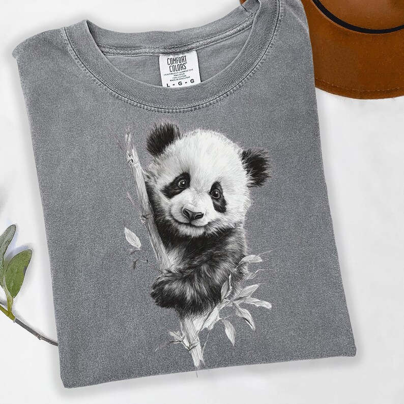Realistic Baby Panda Bamboo T-shirt, Comfort Colors Wildlife Graphic ...