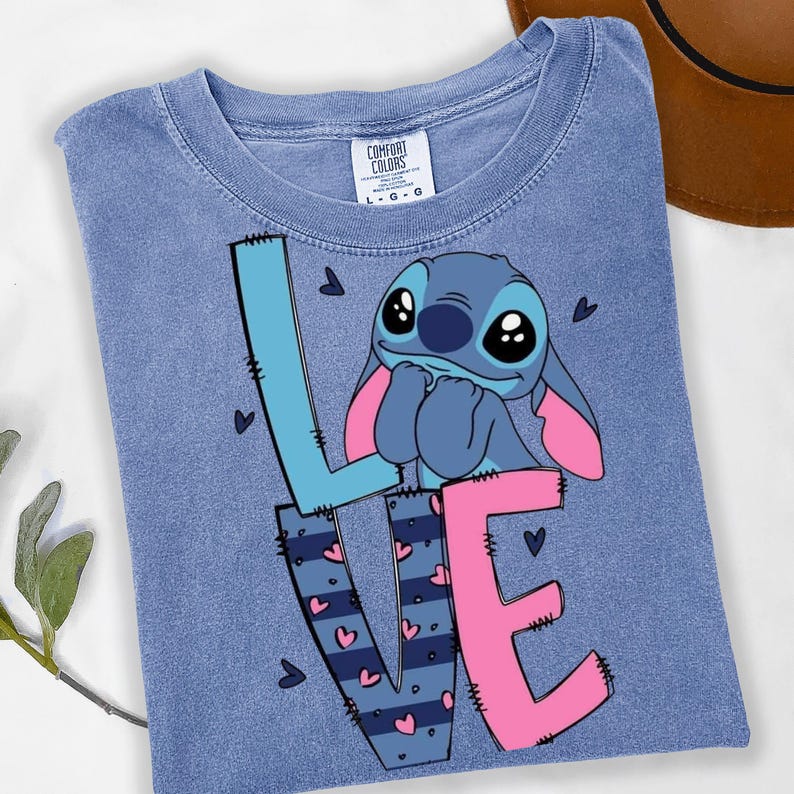 Blue Alien LOVE Graphic Tee, Cartoon Kawaii Shirt, Valentine Gift - Etsy