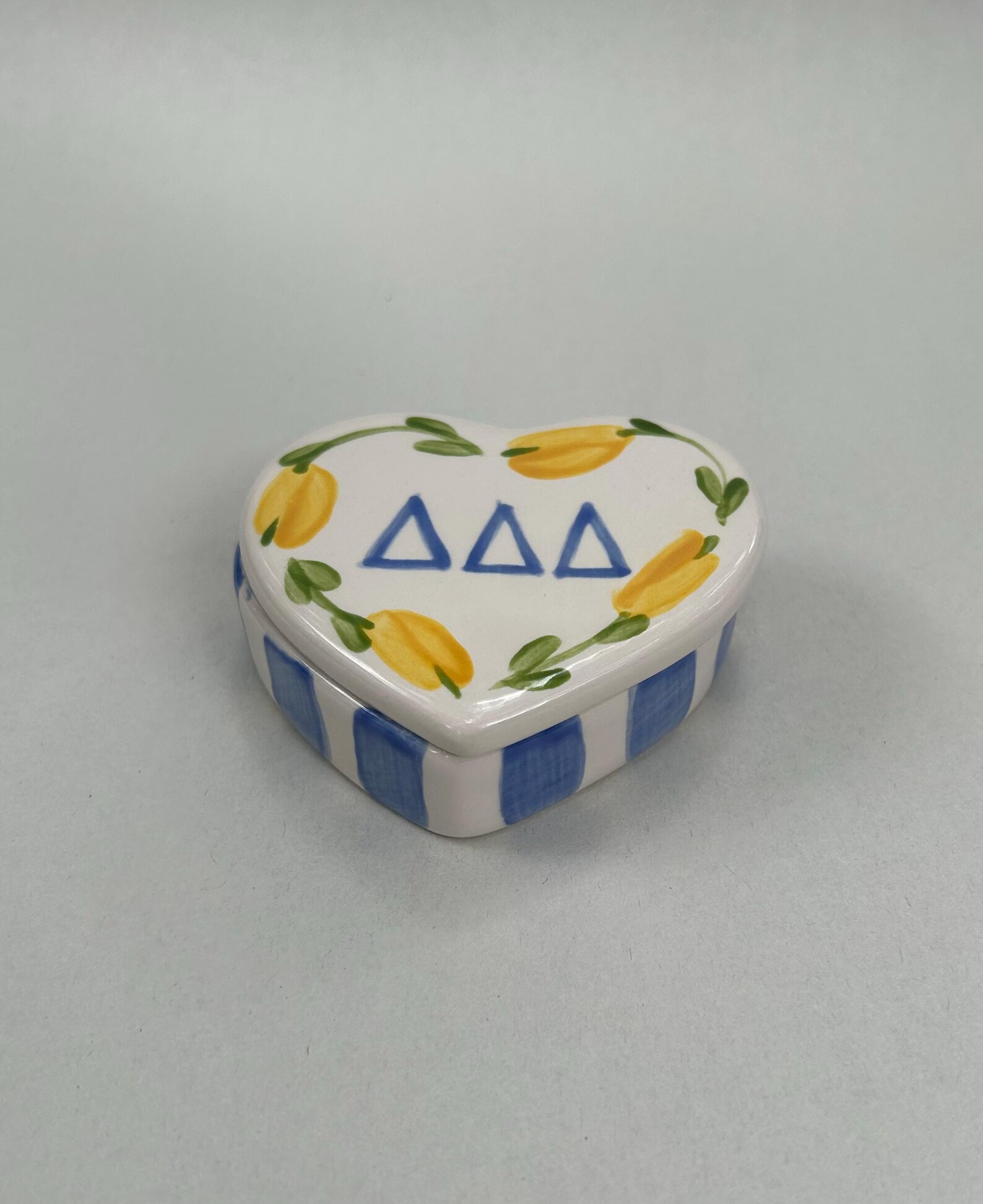 Small Heart Pin Box - Delta Delta Delta - Etsy