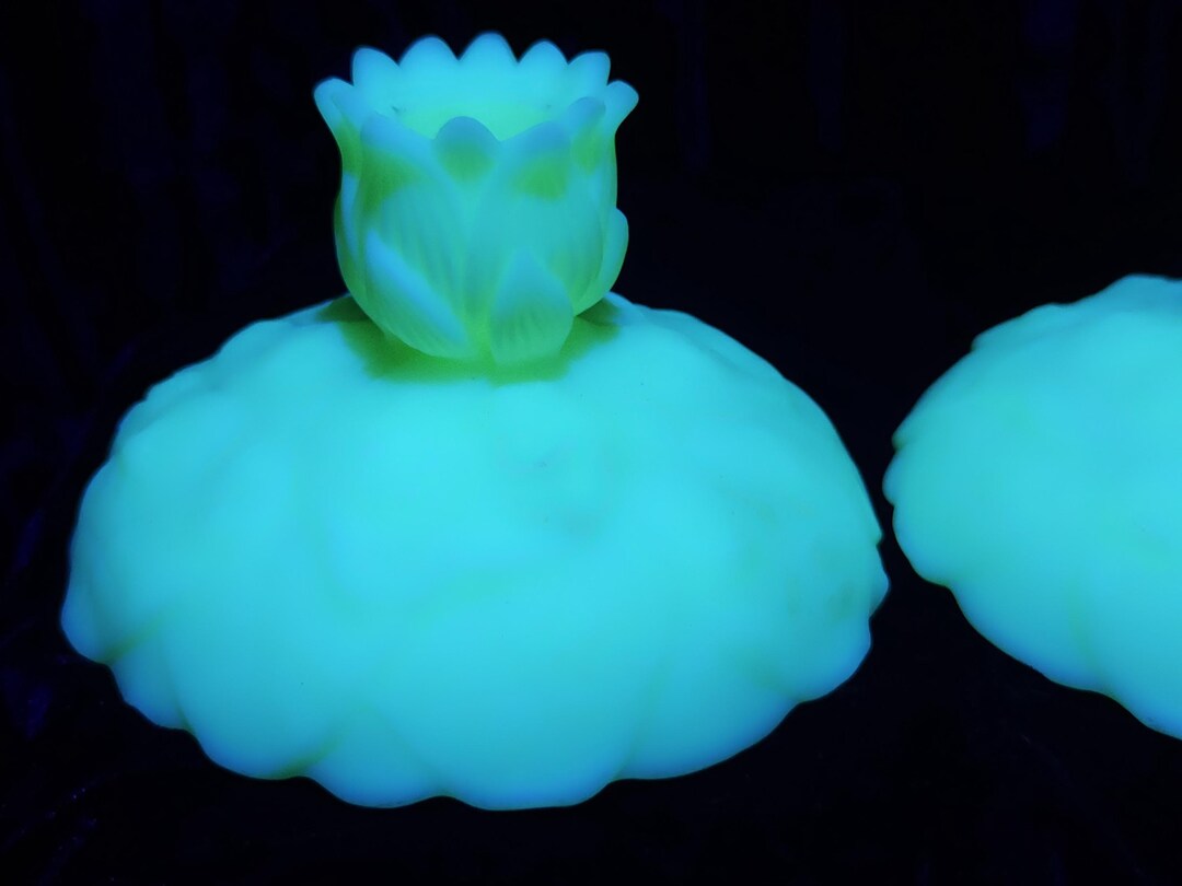 Pair of Fenton "water Lily" Pattern Candlestick Holders - Etsy