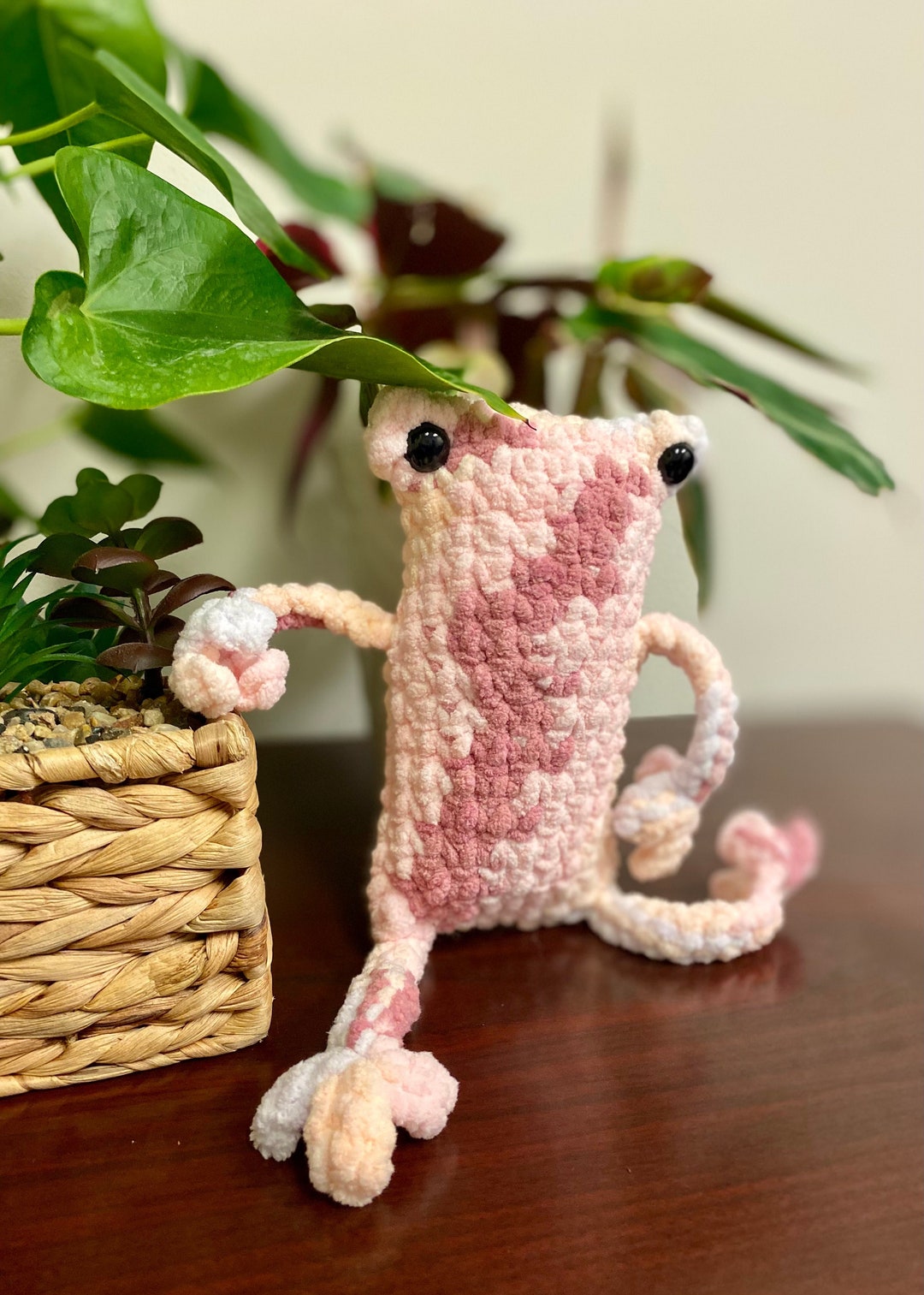 Leggy Frog Crochet Pink Plush Frog Amigurumi Handmade Crochet Long ...