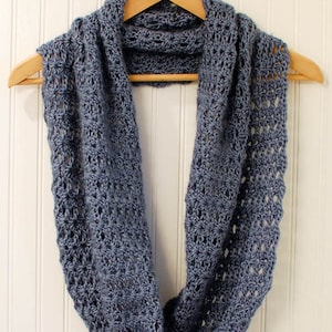 Crochet Pattern - Mobius Infinity Scarf / Wrap Pattern (includes ...