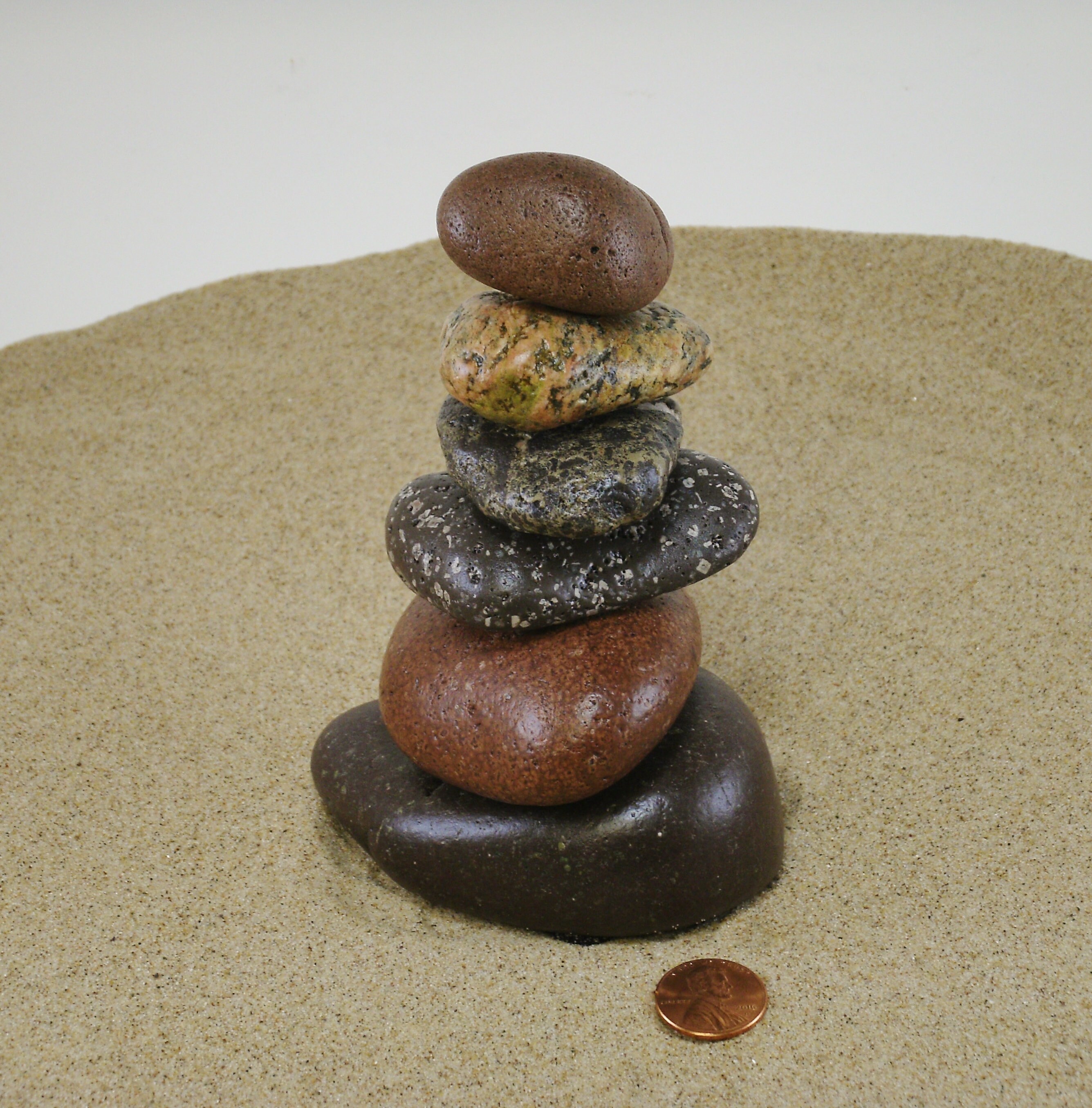 Rock Cairn, Lake Superior Stone Messenger Cairn Sculpture #42, Memorial ...