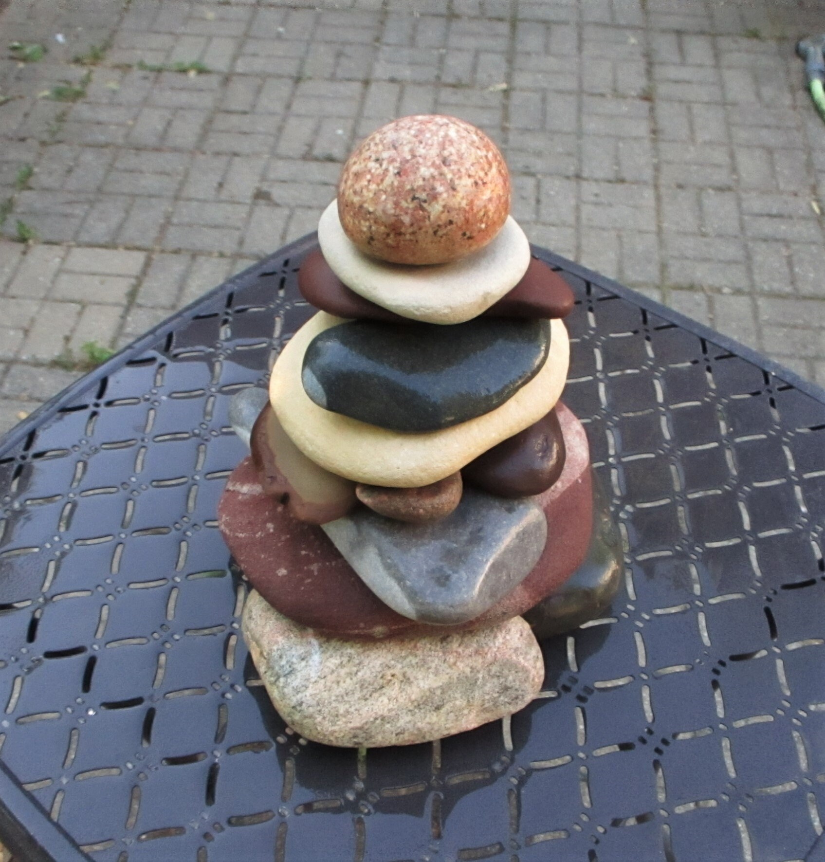 Garden Cairn, Re-Stackable Beach Stone Cairn Sculpture, Rock Cairn for ...