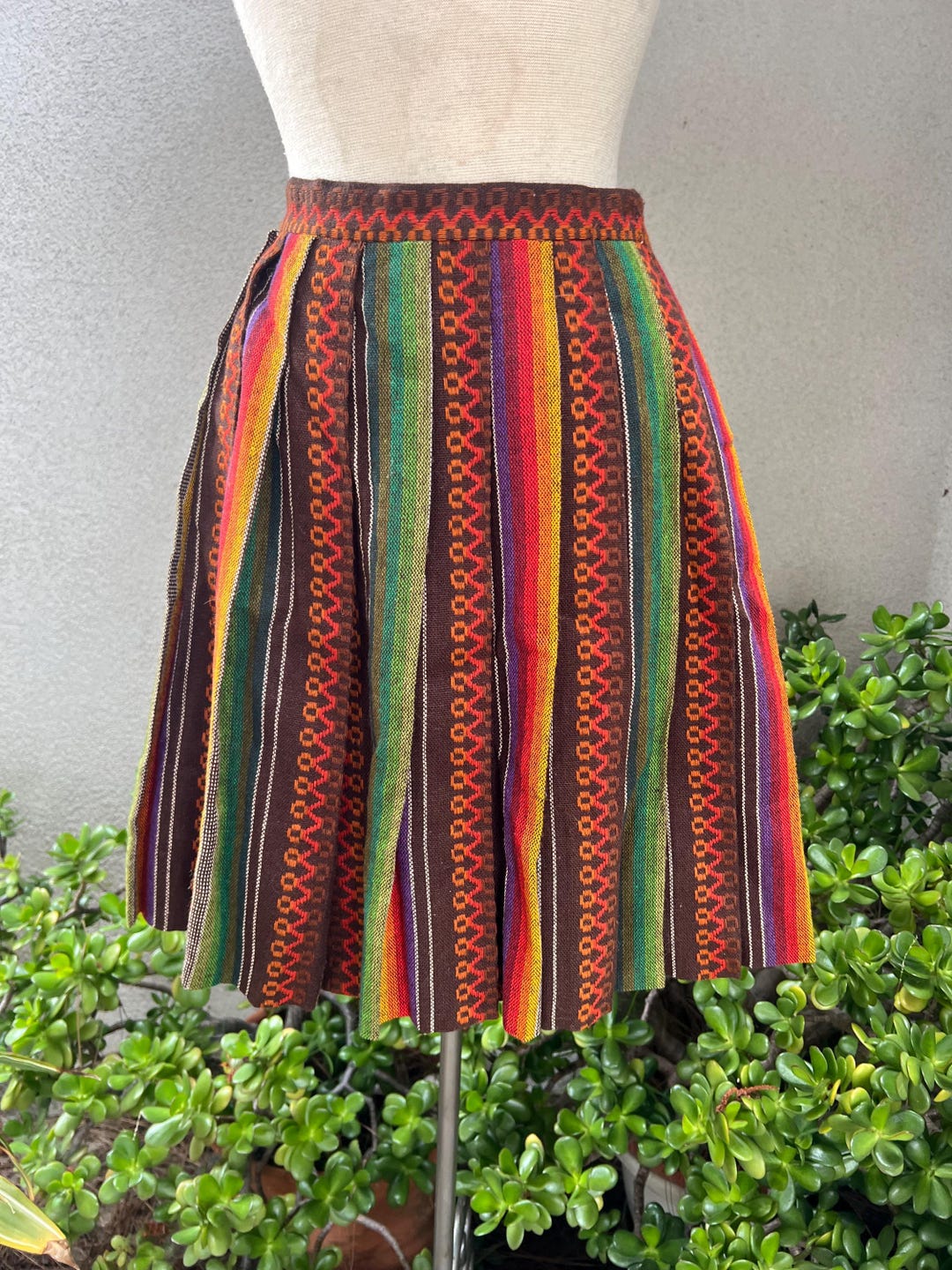 Vintage Boho Pleated Short Skirt Mexican Guatemalan Cotton Fabric ...