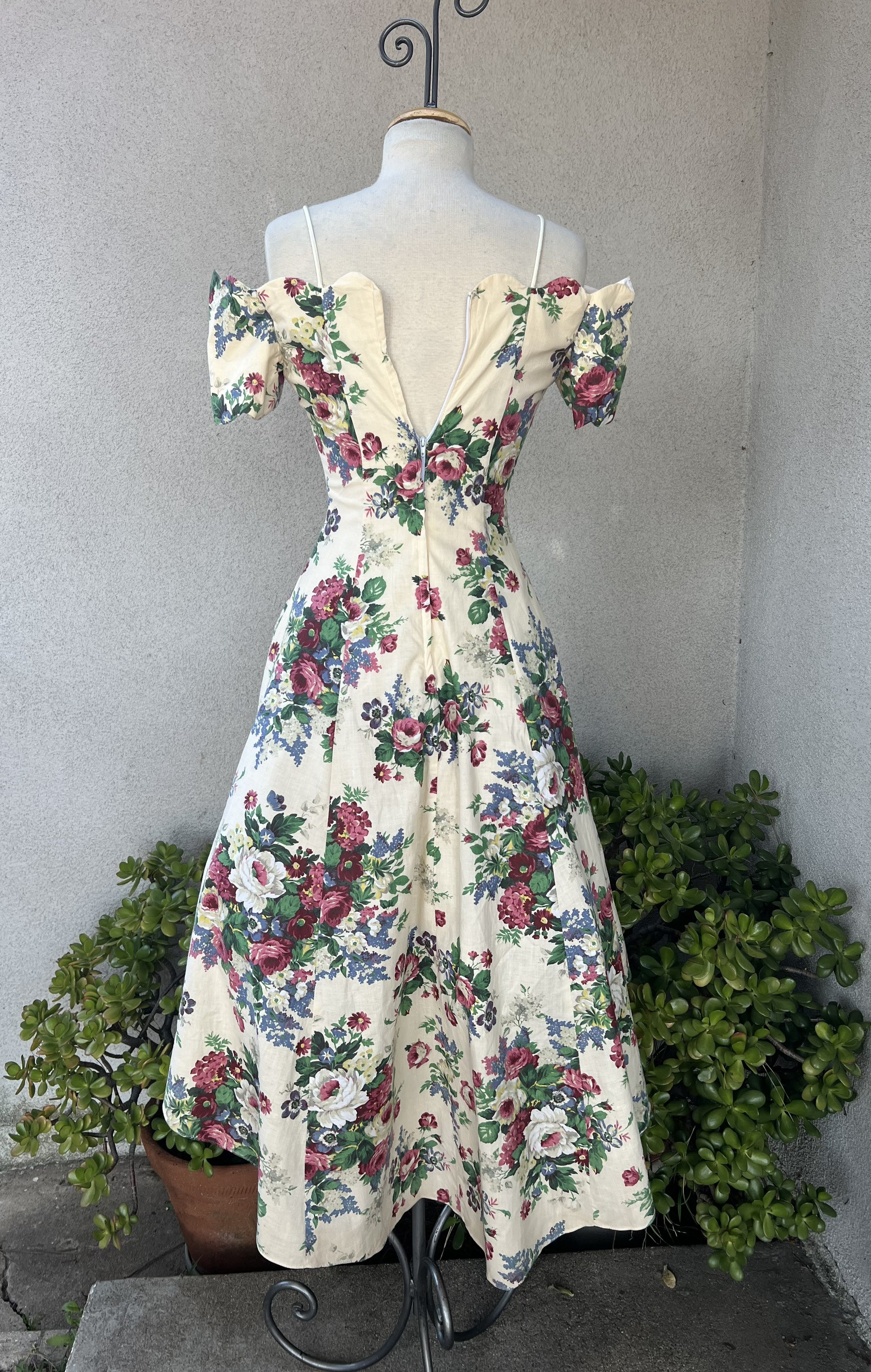 Vintage 80s Boho Colorful Cotton Cream Floral Dress With Vintage 80s Boho Colorful Cotton Cream Floral Dress With