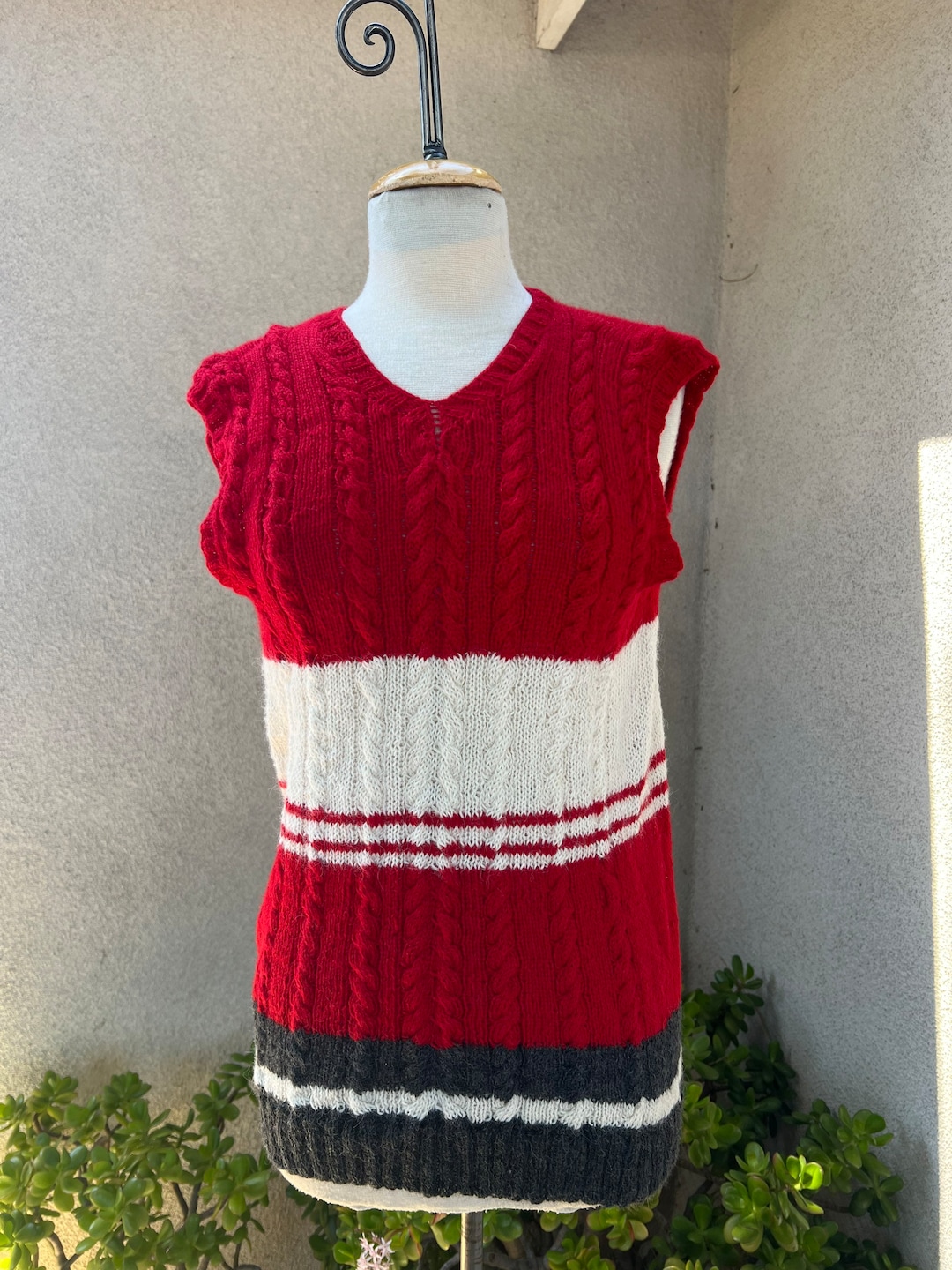 Vintage Preppy Hand Knit Sweater Vest Cable Style Red White Gray Colors ...