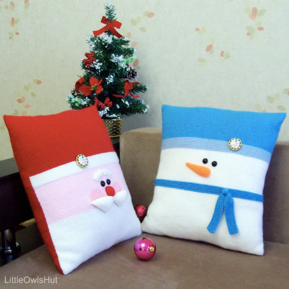 176 Knitting Pattern - Santa and Snowman Christmas Pillow Cases With ...