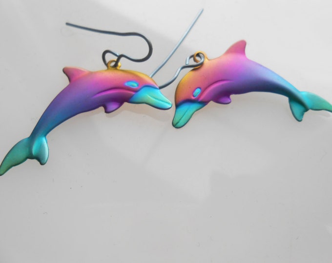 Dolphin Earrings/ Pastel Goth/ Seapunk/ Sea Punk/ Pastel - Etsy