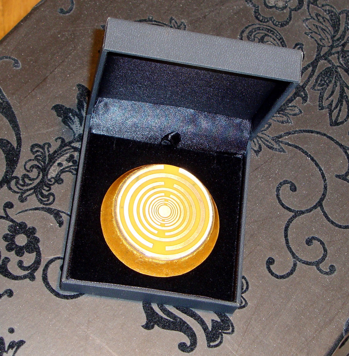 Orgone Orgonite® Pocket Size Power of Gold 2 Lakhovsky - Etsy