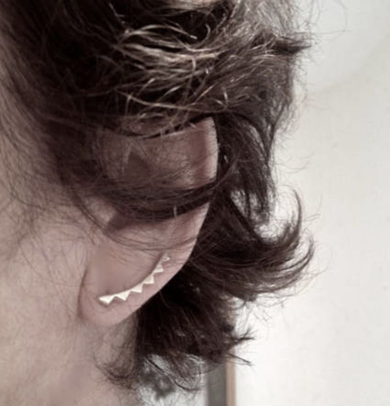 Gold Ear Crawler Earrings, 18K Vermeil Triangle Earring Sweeps, Zig Zag ...