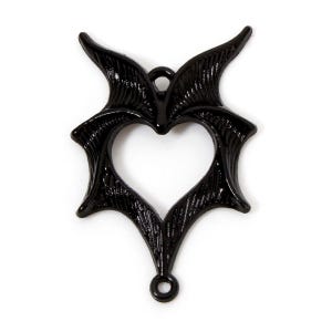 2pcs Black Bat Wing Heart Connector Pendant - 35x23mm - Bat Boys ...