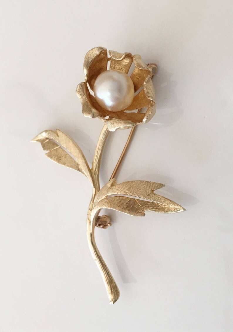 14k Gold Pearl Brooch 8mm Cultured Akoya Pearl Solid Gold - Etsy