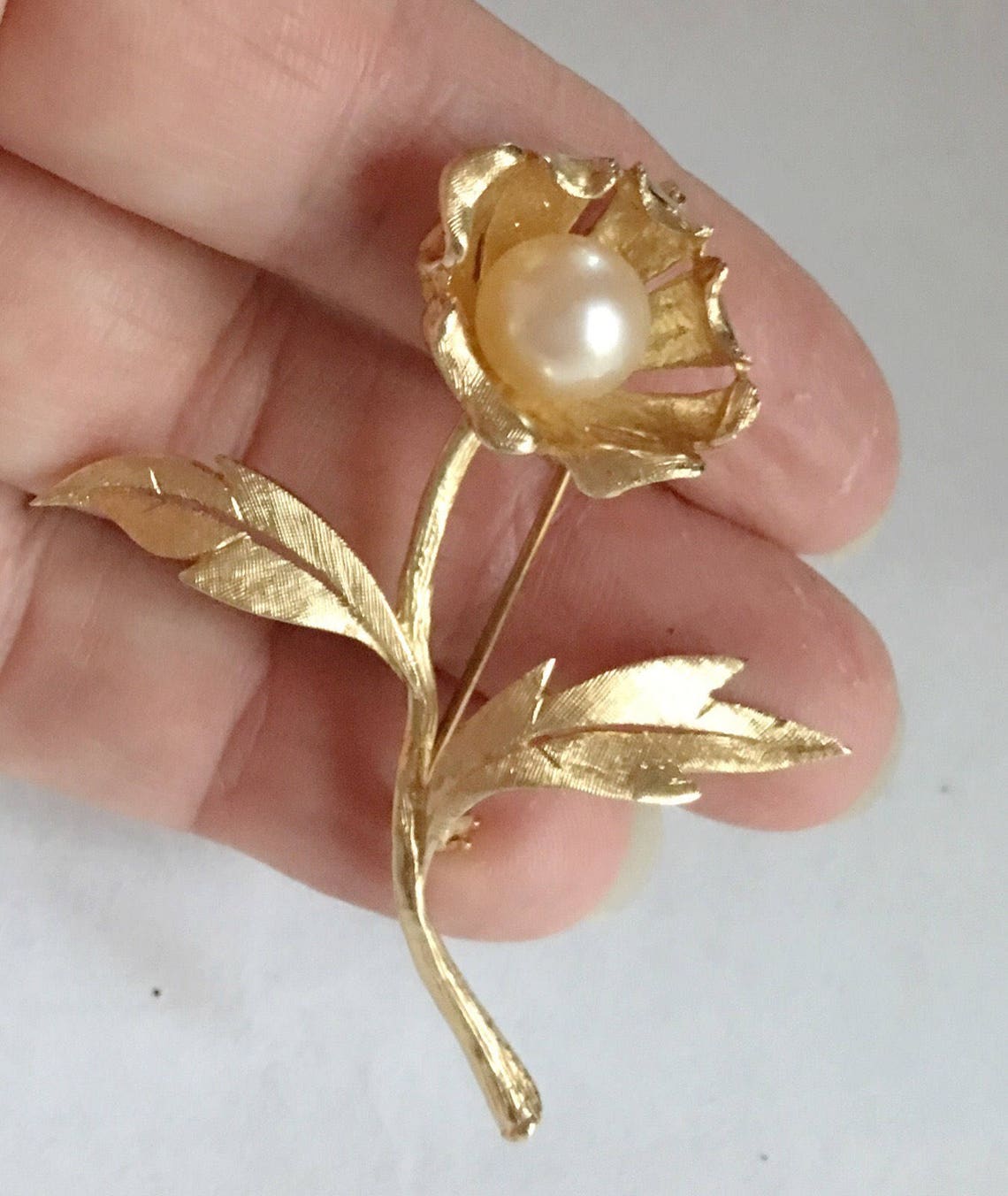 14k Gold Pearl Brooch 8mm Cultured Akoya Pearl Solid Gold - Etsy