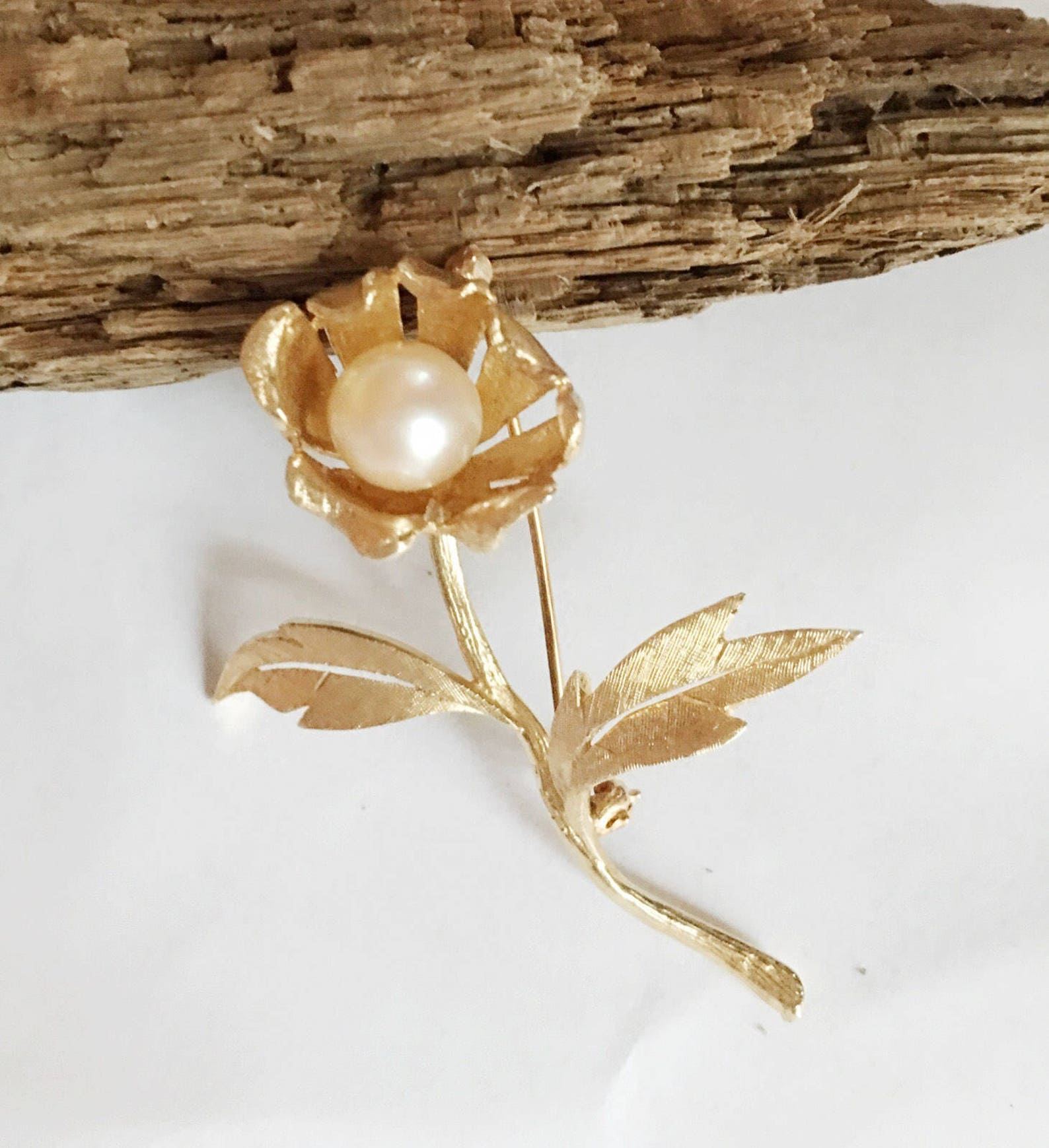 14k Gold Pearl Brooch 8mm Cultured Akoya Pearl Solid Gold - Etsy