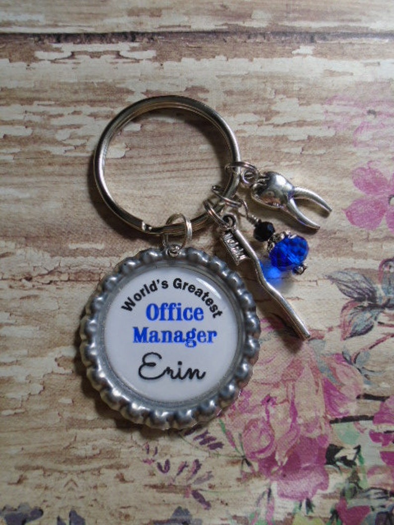 Personalized World's Greatest Office Manager Key Chain - Etsy