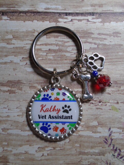 Personalized Vet Assistant/Tech key chain with charms | Etsy