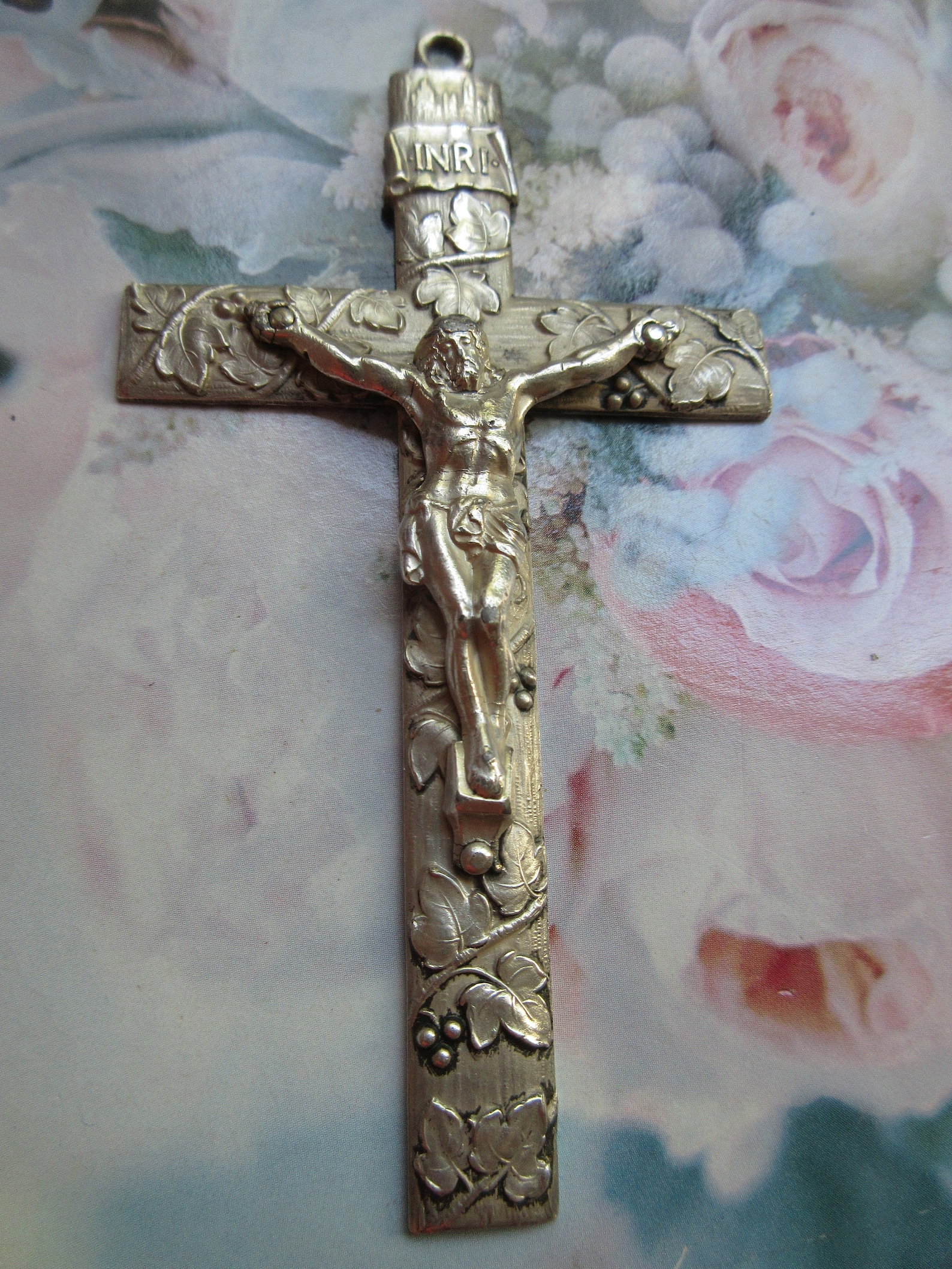 Antique Crucifix With Beautiful Trailing Ivy Embellishments | Etsy