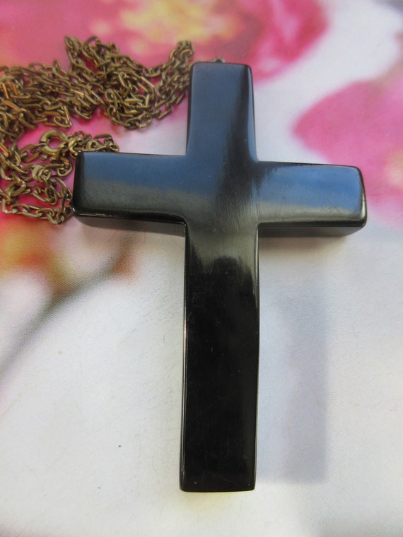 vintage bakelite cross - Gem