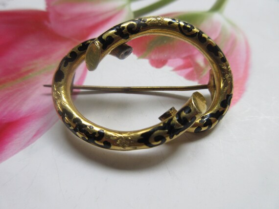 Victorian Enameled Lapel Pin - Gem