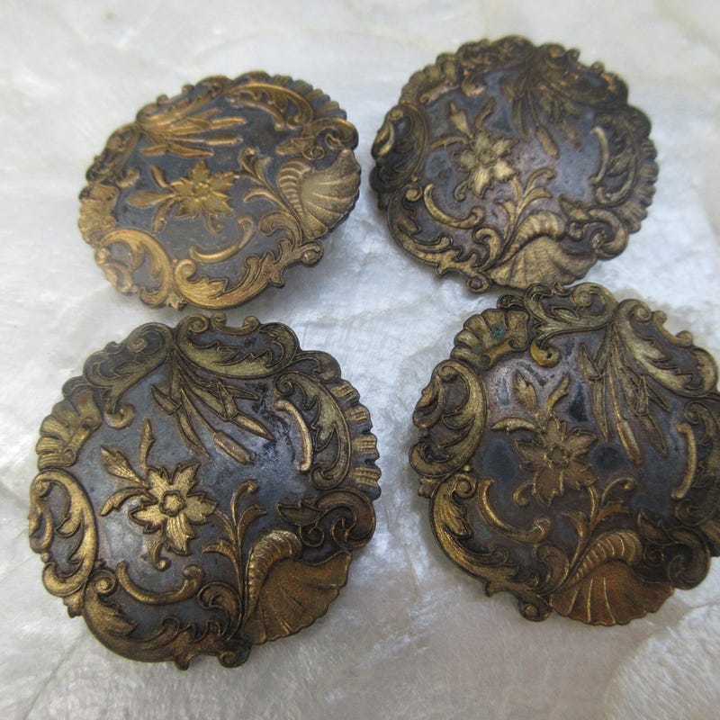 Antique Buttons Set - Etsy