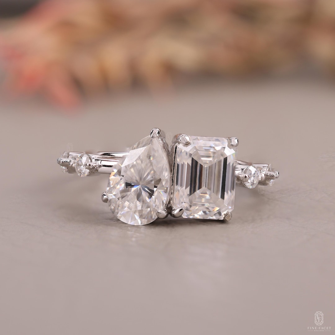 Toi Et Moi Pear Emerald Moissanite Ring, White Gold Two Stone Cluster ...