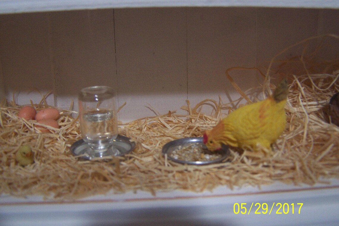 Barnyard Chickens Diorama Box ( 1 ) - Etsy