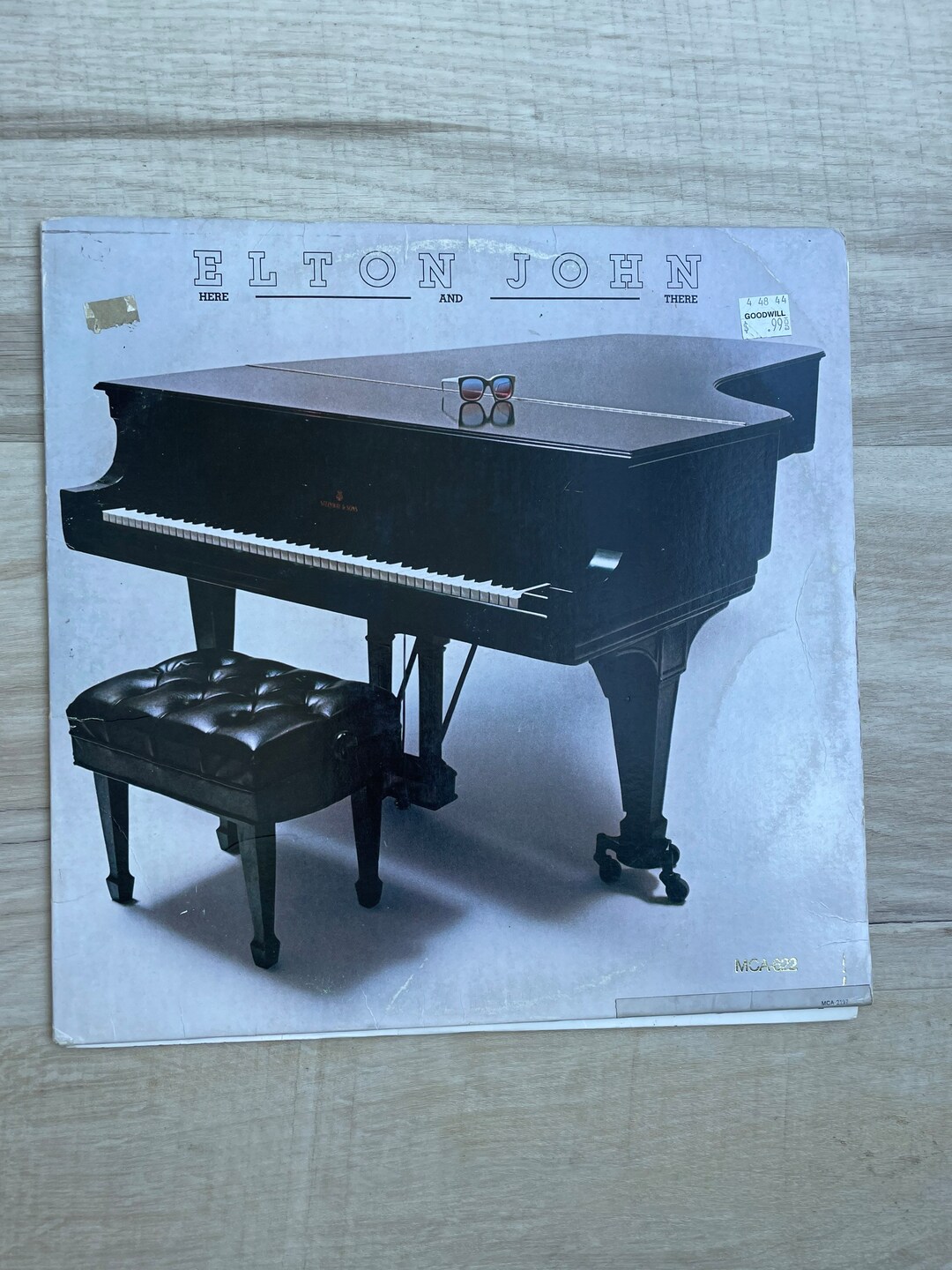 Vintage 1976 Elton John Here and There Vinyl LP - Etsy