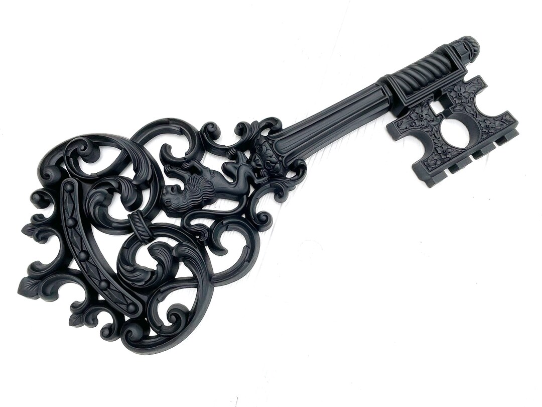 Vintage Black Skeleton Key Wall Hanging17 Ornate Up-cycled Black ...