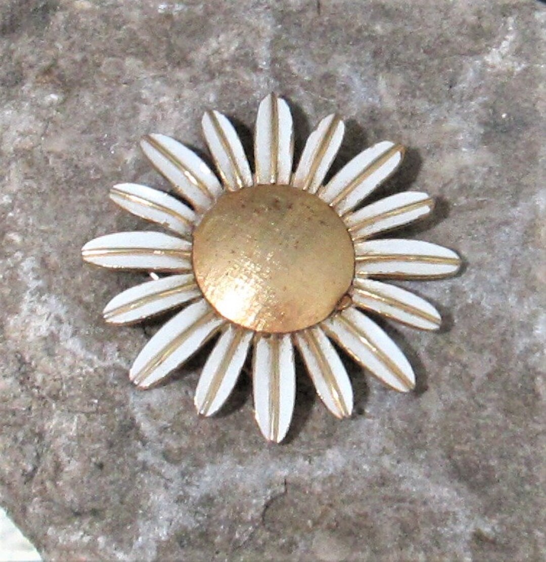 Vintage Avon Flower Perfume Compact Brooch - Etsy
