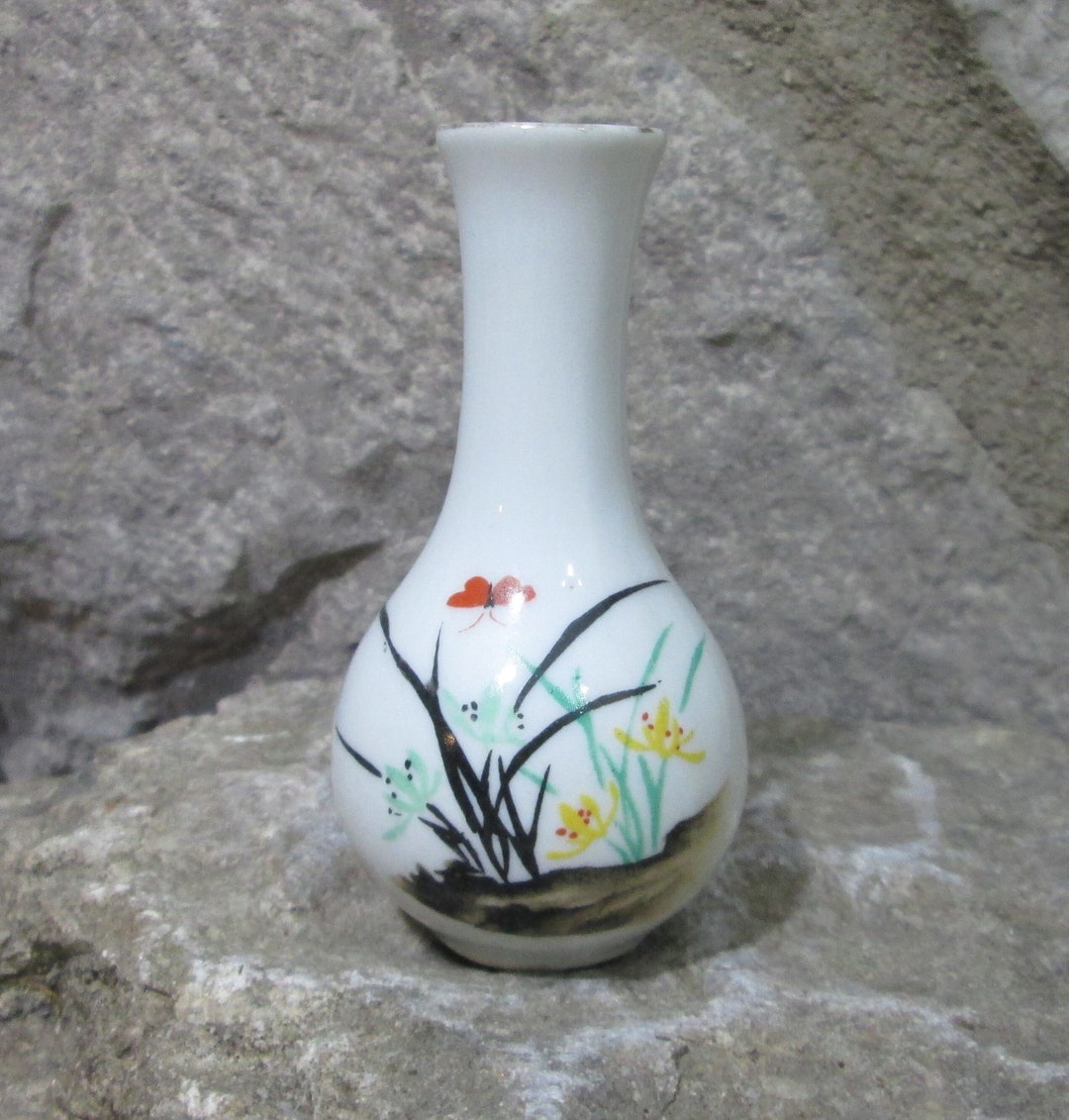 Vintage Chinese Enamel Mini-vase - Etsy