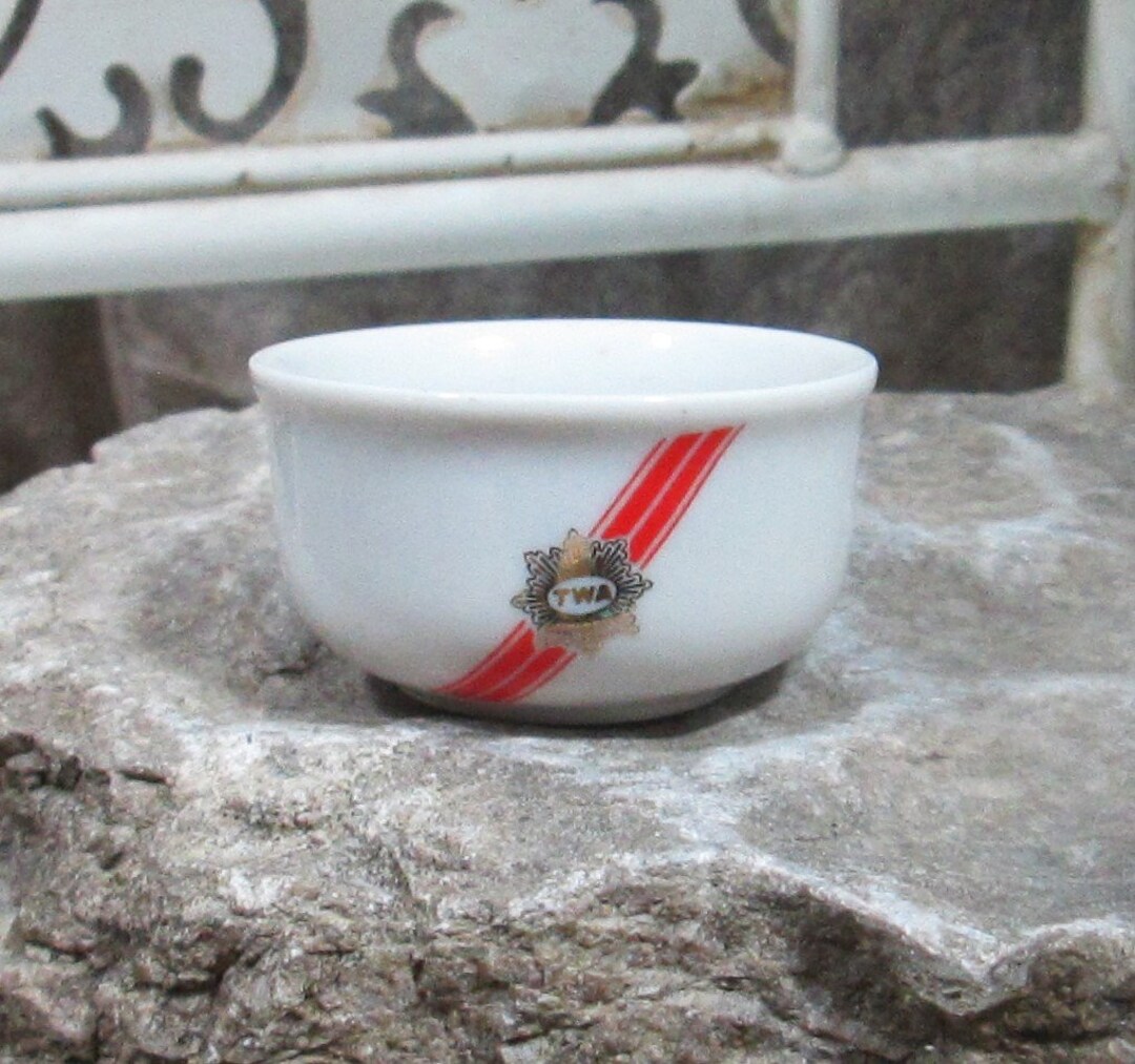 Vintage TWA First Class Royal Ambassador Nut Dish - Etsy