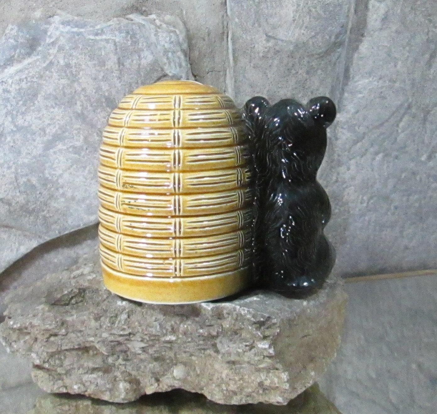 Vintage Ceramic Bear and Beehive Bank - Etsy