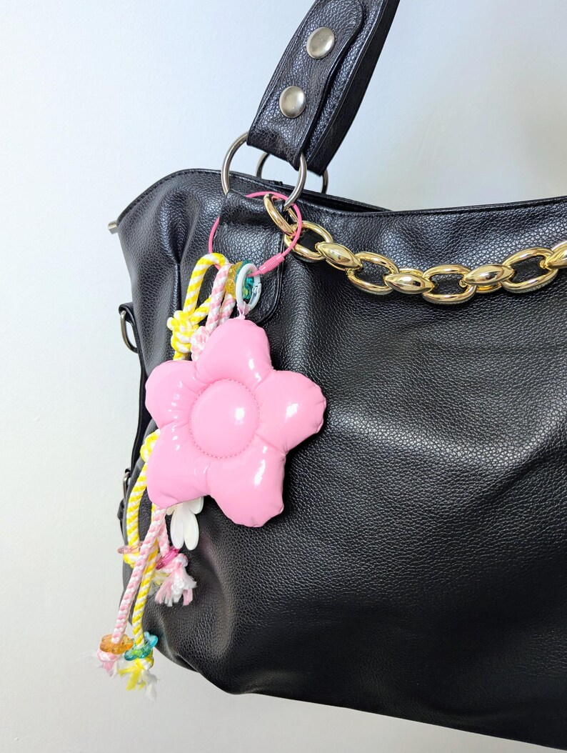 Pink Flower Bag Charm | Smiley Daisy Keychain | Kawaii Coquette ...