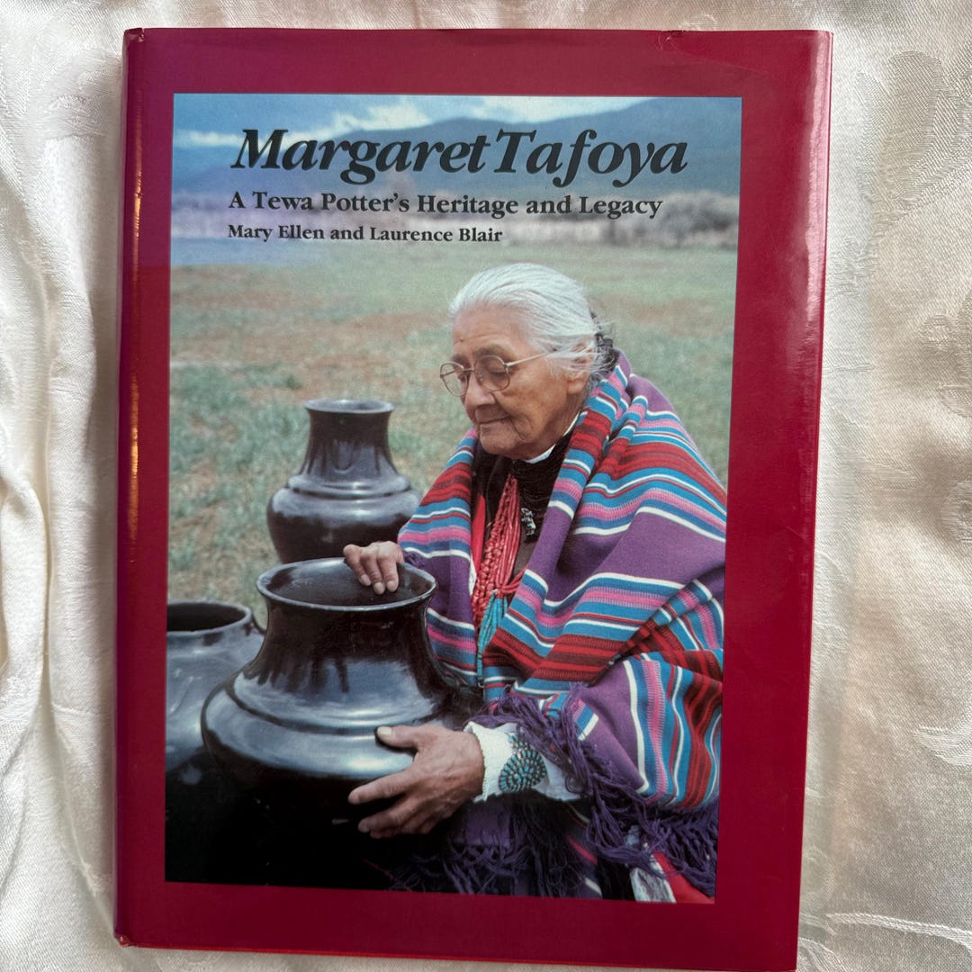 Margaret Tafoya: A Tewa Potter's Heritage and Legacy, Pueblo Pottery ...