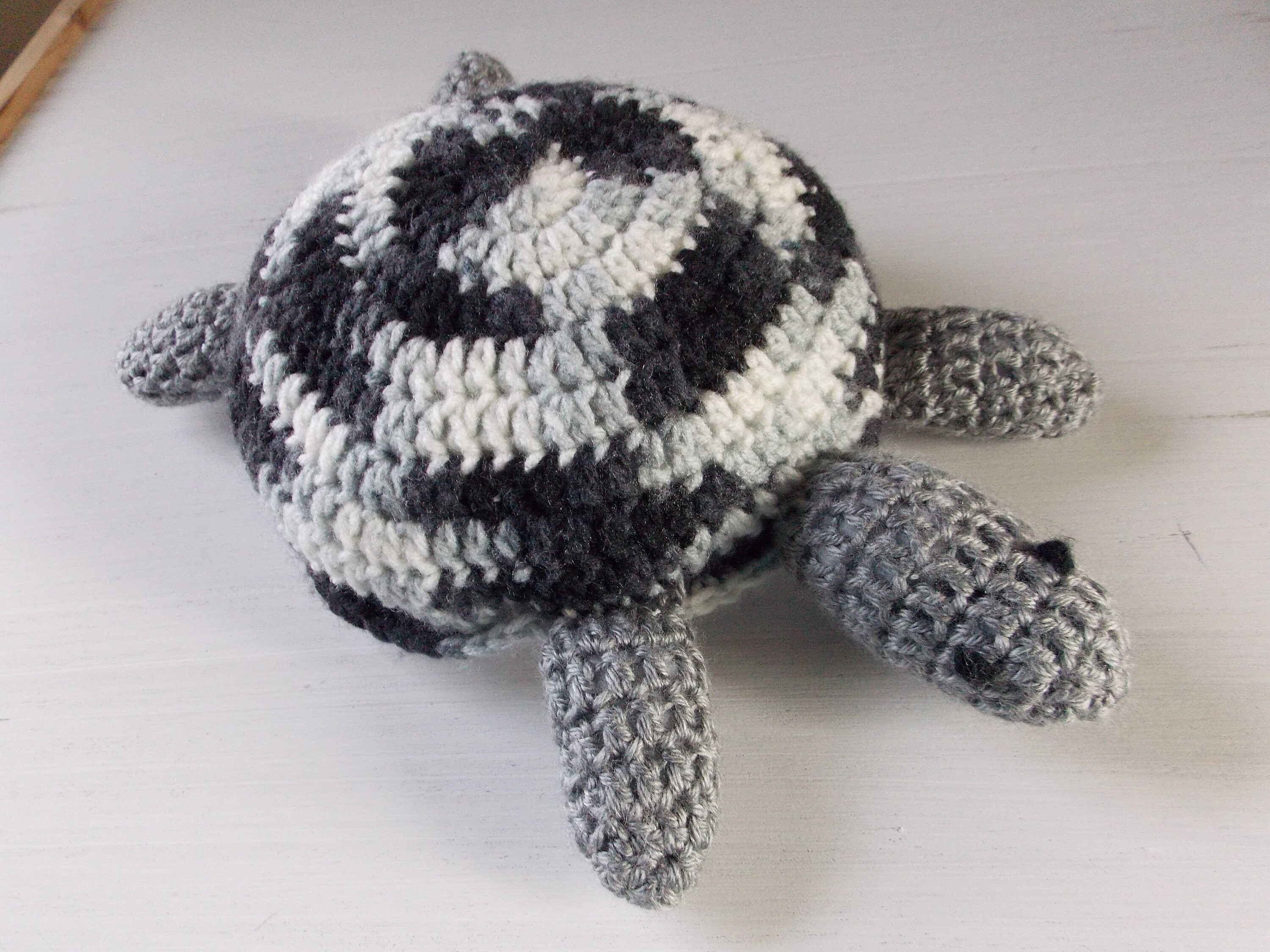 Kitchen Floor Mop Turtle, Crochet Black and White Drip Cloth Tortoise ...