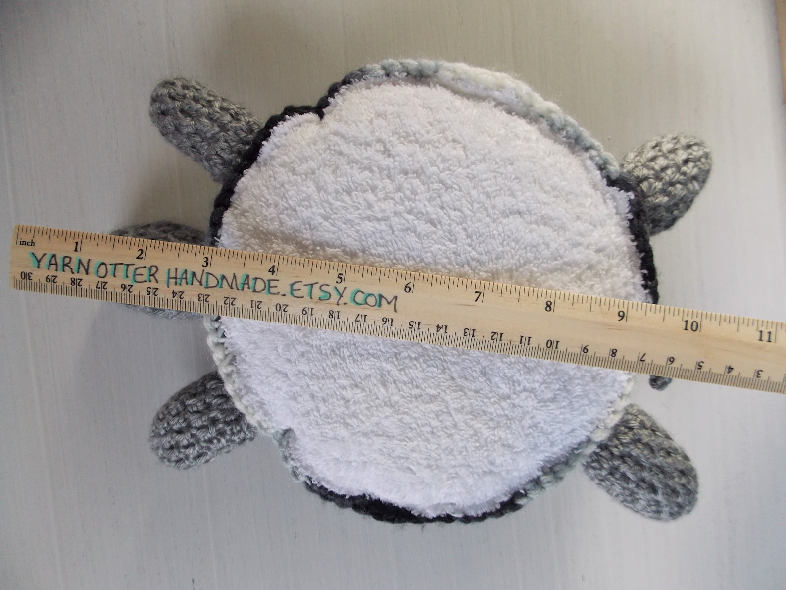 Kitchen Floor Turtle, Crochet Black and White Drip Cloth Mop, Quirky ...