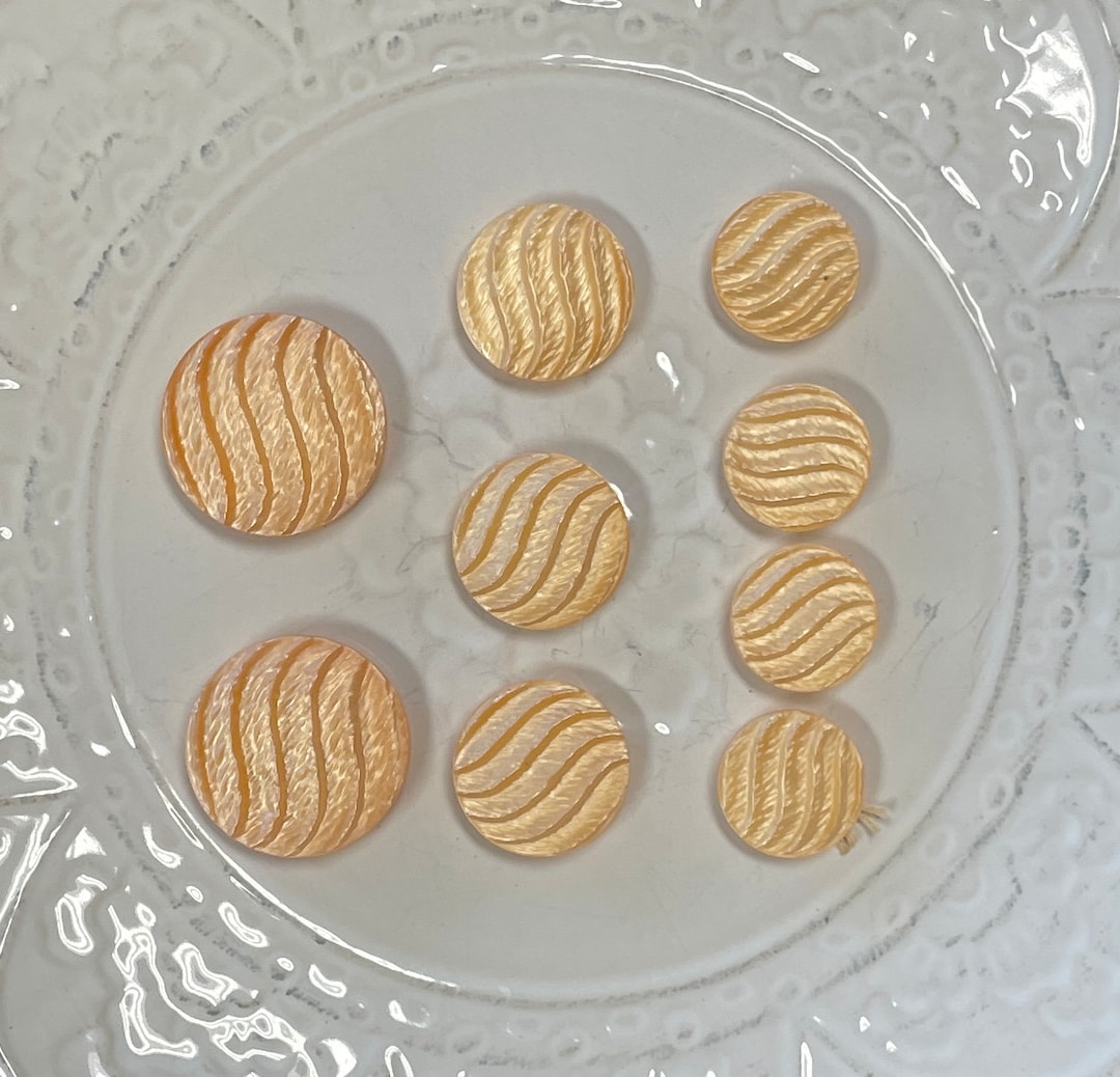 Vintage Loose Peach Buttons - Etsy