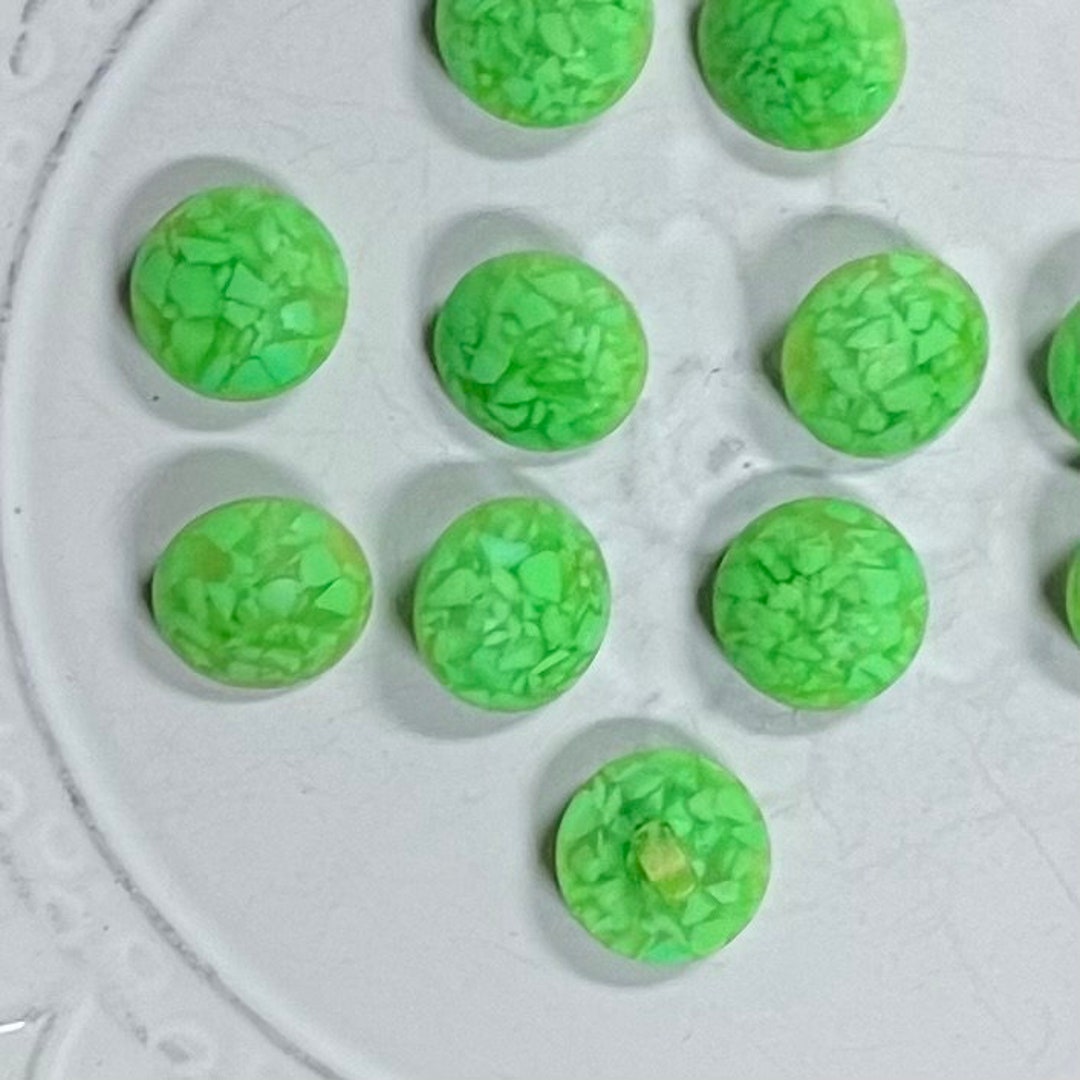 Vintage Green Lucite Loose Buttons, 11 Buttons - Etsy