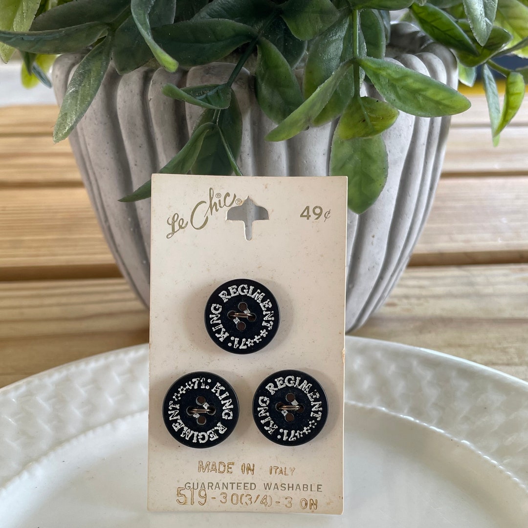 Vintage Black King Regiment 71, Buttons on Original Card, Le Chic, Made ...