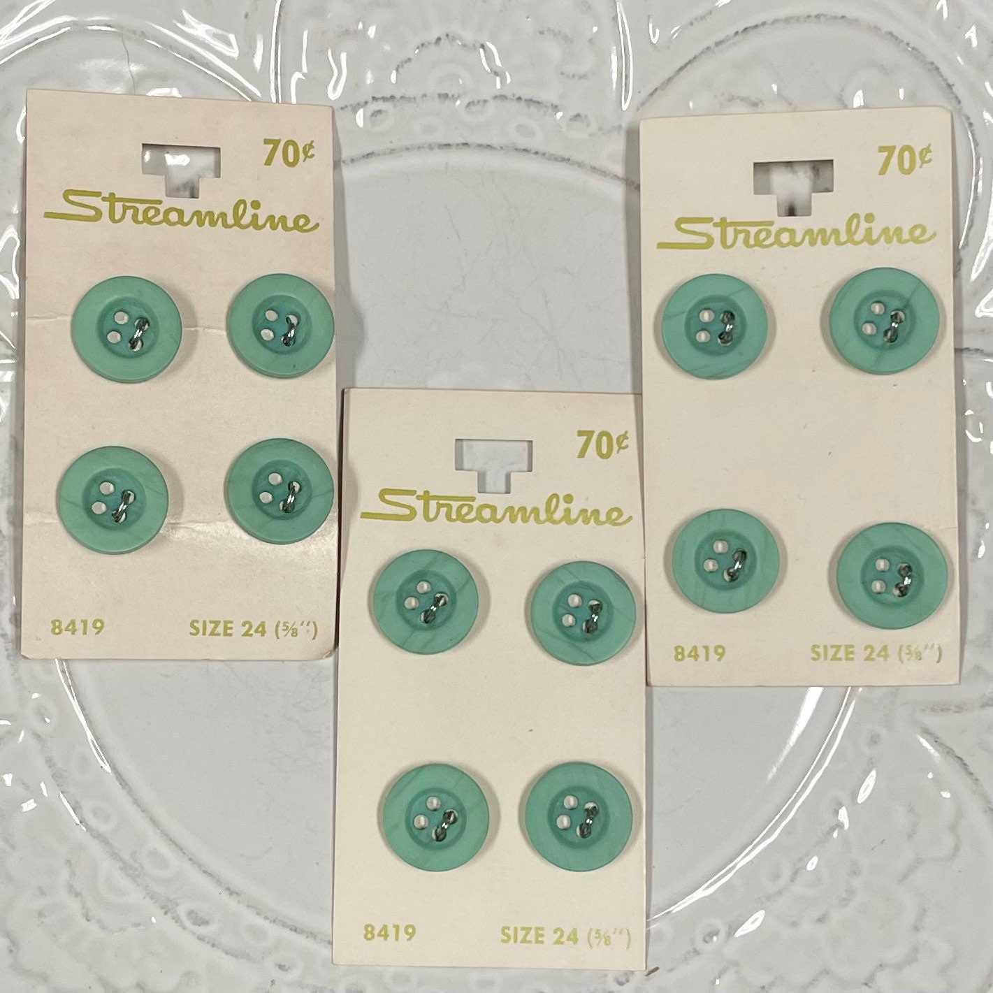 Vintage Green Buttons on Original Card, Streamline, Made in USA - Etsy