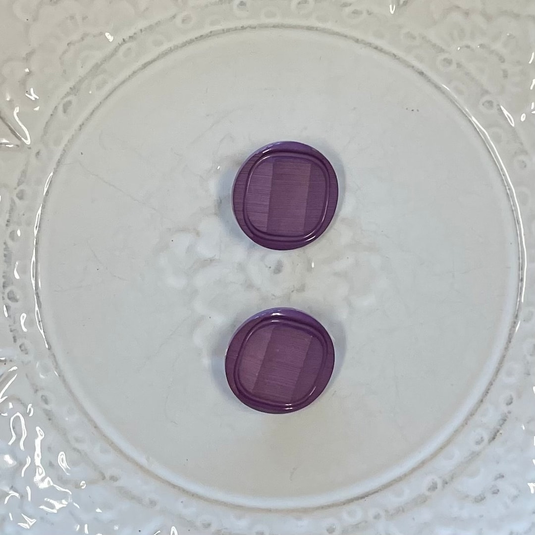 Vintage Purple Buttons, La Mode Buttons - Etsy