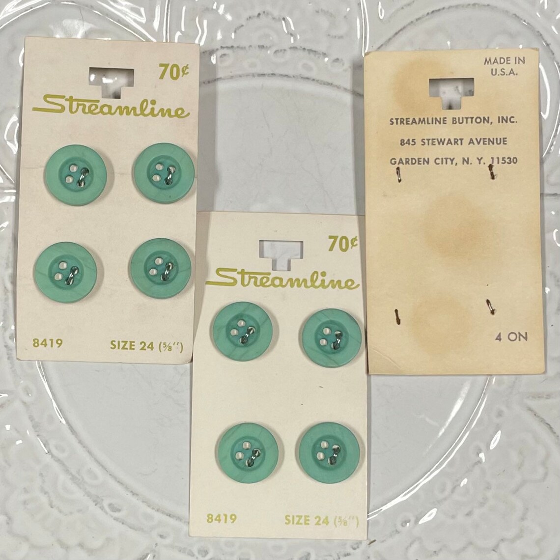 Vintage Green Buttons on Original Card, Streamline, Made in USA - Etsy
